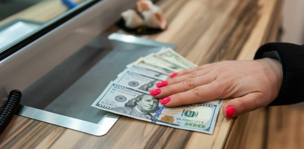 Understanding Currency Conversion in the Philippines: Tips and Tricks ...