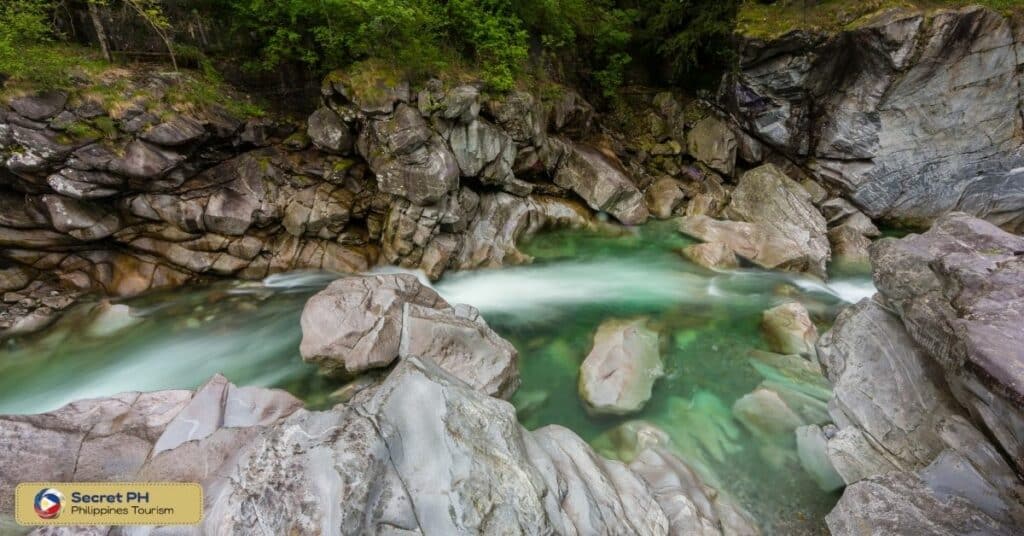 Caves and Rock Formations in Abra for Outdoor Exploration - Secret ...